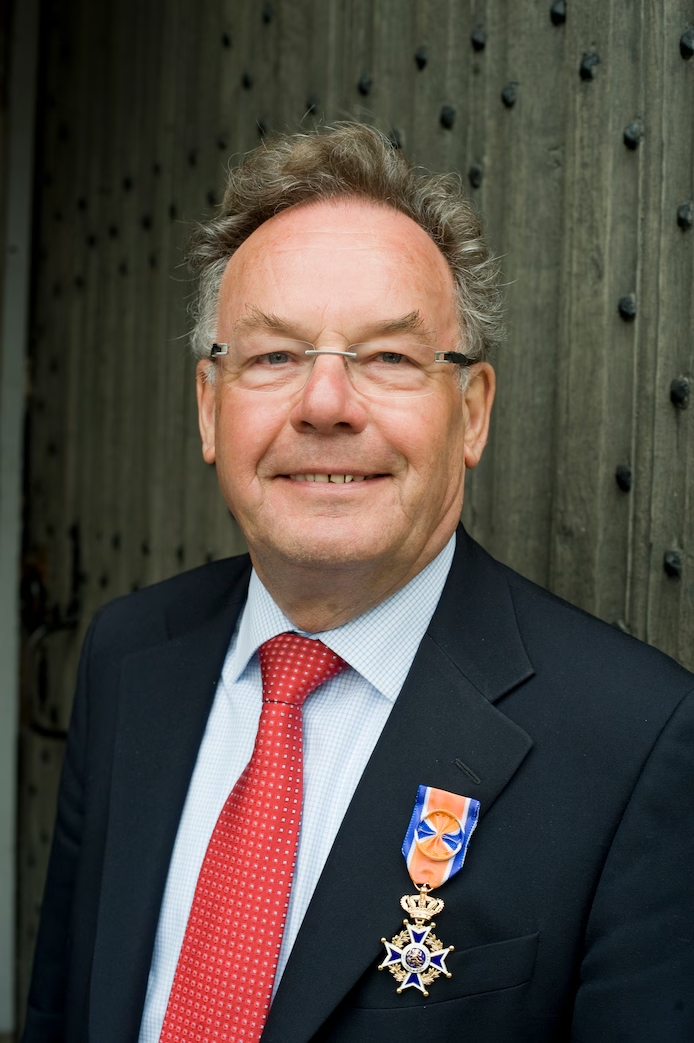 Oud directeur Cok Oostrom overleden | COROOS